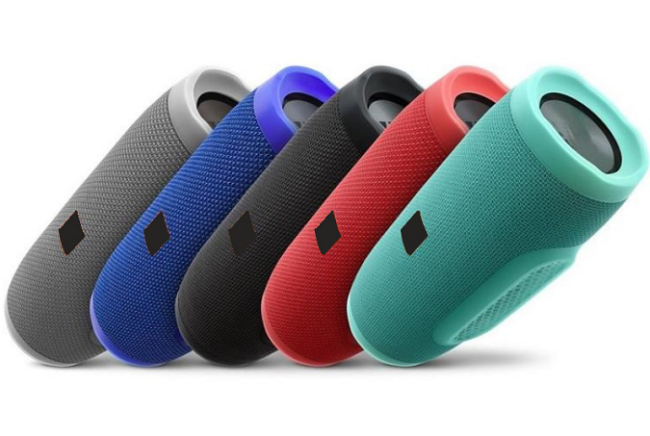 Five Stylish but Useful Accessories for the Tech Geek | DesignDrizzle ...