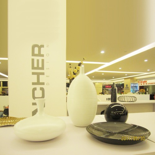 50+ All New Concept of Creative Showrooms | DesignDrizzle | Free ...