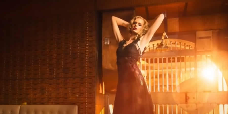 30 Tutorials for Creating Amazing Photo Effects in Photoshop [2025 ...